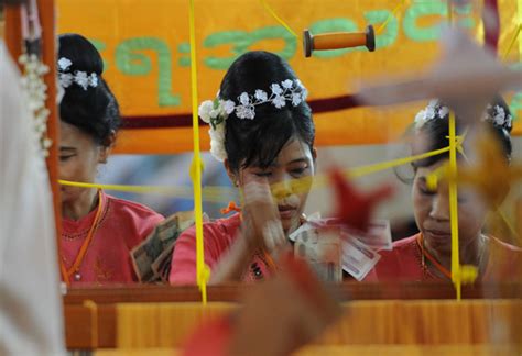 Matho Thingan Yellow Robe Weaving Festival Myanmar 2024