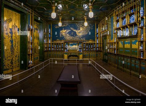 James Mcneill Whistler Peacock Room