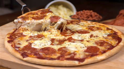 Peps Drafthaus Pizza Buyers Guide Real Seal