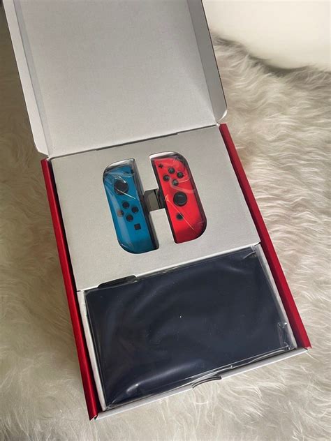 Nitendo Oled Video Gaming Video Game Consoles Nintendo On Carousell