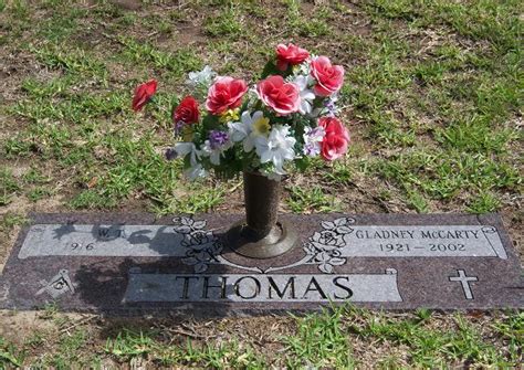 Gladney Jane Mccarty Thomas 1921 2002 Monumento Find A Grave