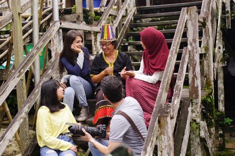 Community Driven University For A Sustainable World