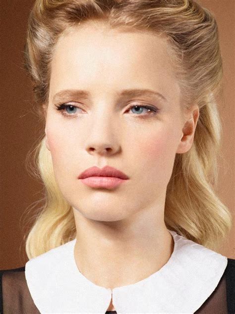 Pin By K On Beauty Beauty Actresses Polish Women