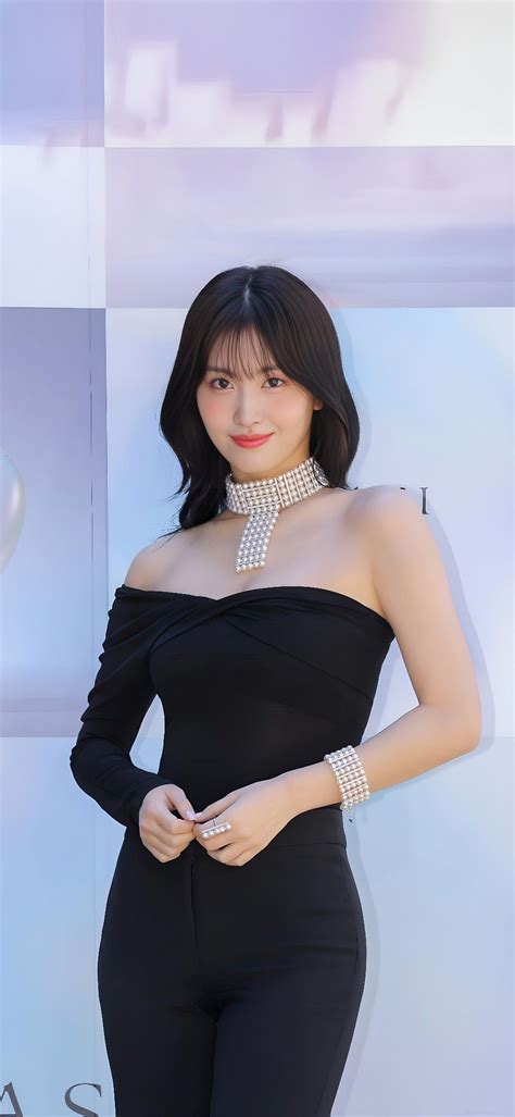 Momo Wallpaper Twice Momowallpapers In 2024 Momo Twice Korean Star