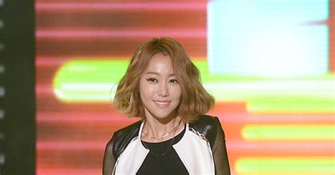 포토엔 멜로디데이 여은 가창력에 몸매까지 완벽