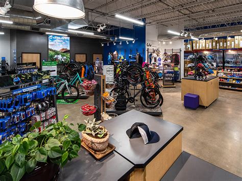 Find Road Mtb And Xc Bikes Near You Find A Giant Store Giant