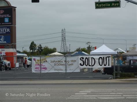 Saturday Night Foodies Event Wrap Up Gourmet Food Trucks Rocked