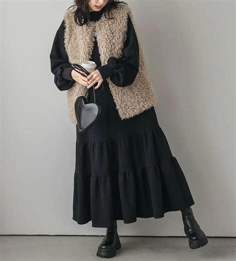 ブルベ服 ぽわん袖ティアードニットワンピース（ブルベ夏向け・ブルベ冬向け） ロング丈ワンピース ブルベファッション専門通販 Blubel