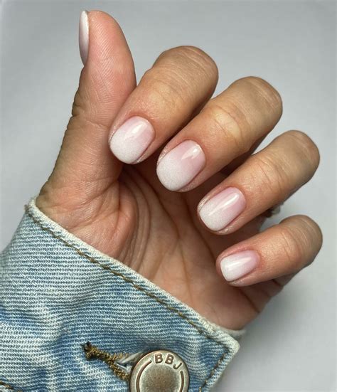30 Latest Short Rounded Nail Ideas To Try In 2024