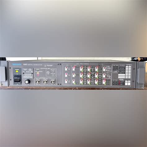 Tektronix Other Tektronix 91 Ntsc Digital Test Signal Generator And Inserter Poshmark
