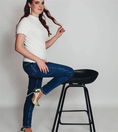 Adele Lily Cam Model Free Live Sex Show And Chat Stripchat