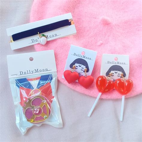 Dolly Moon Dolly Moon Added A New Photo