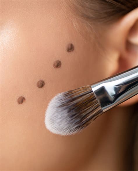 Кисть для макияжа Shik Modeling