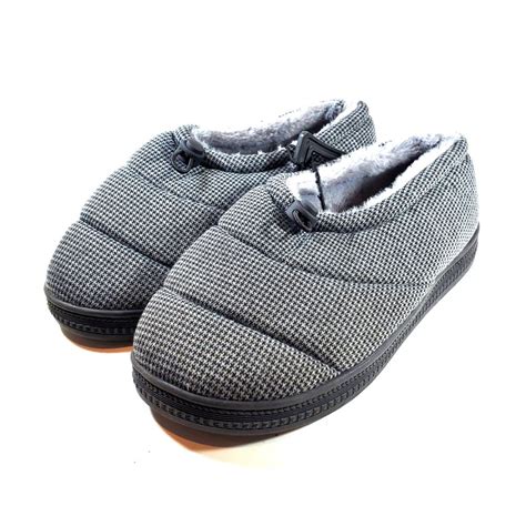 New With Tags Mens Puffy Slippers Grey Size 910 By George Property Room