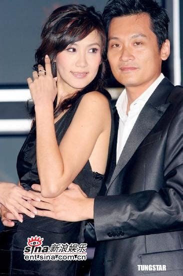 组图：姚君仪与老公甜蜜携手为名牌钻饰走秀影音娱乐新浪网