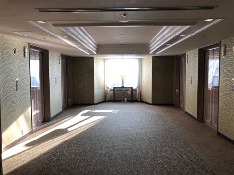 Hilton Narita Floor Loby1 マイレージトラベル