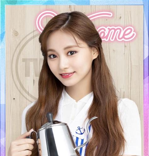 Twiceツウィ。 チャールズニュースとユーモア