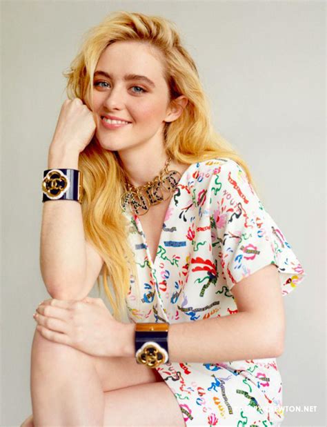 Kathryn Newton Rcrossedlegs