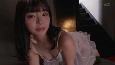 Stars 011 ナマ派 初中出し解禁 人生第一次！小倉由菜被無套中出了！ Dmm