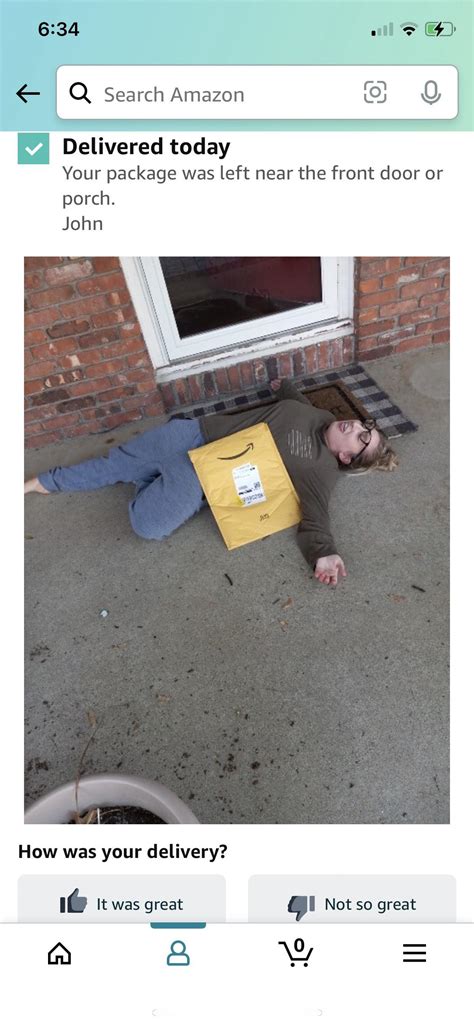 Amazon Delivery Scrolller