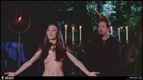 Tbt To The Witchy Nudity In The Love Witch Tbt To The Witchy Nudity In The Love Witch