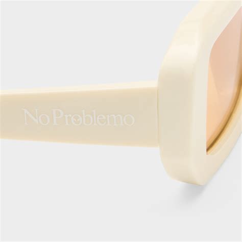Blackpool Off White Uni Sex Rectangle Sunglasses Le Specs