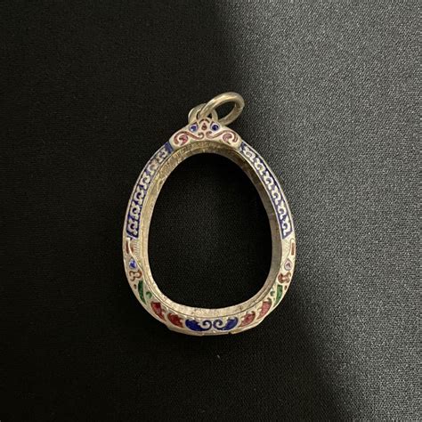 Lp Toh Phra Pidta Jumbo 2 Silver Casing Openable Hobbies And Toys Memorabilia And Collectibles