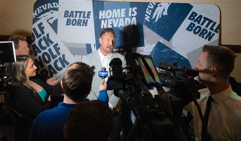 Former Giants Outfielder Speaks At Annual Bobby Dolan Dinner