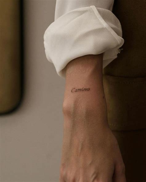 25 Tatuajes En La Muñeca Para Mujer Y Hombre