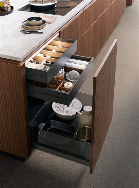 Leicht Kitchen Showroom Vogue Kitchens Luxury Kitchen Designers In London