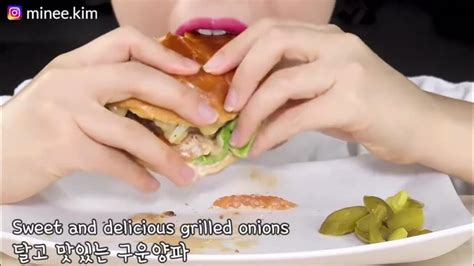 Minee Eats Bites Only Homemade Burger Asmr Youtube