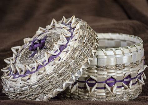 Mohawk Sweet Grass Basket Handcrafted In Akwesasne