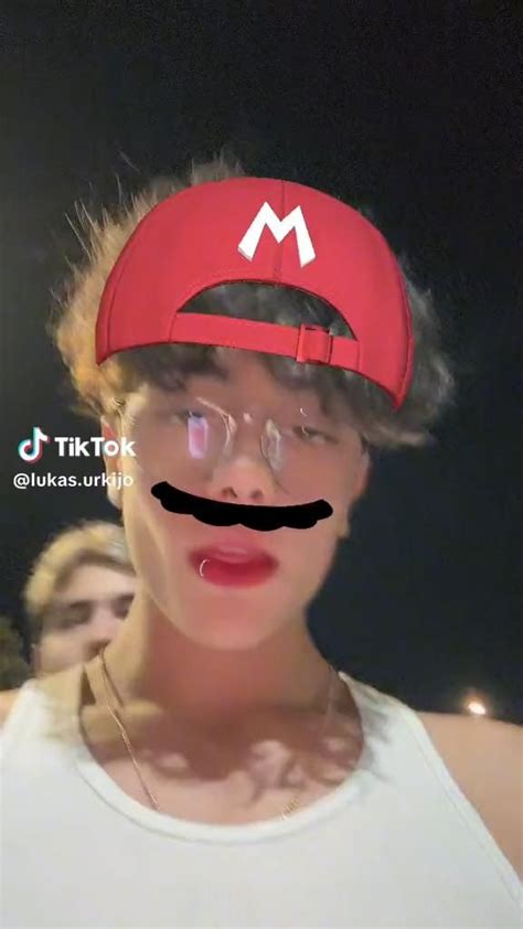 Lukas Urkijo Video Celebridades Divertidas Celebridades Bonitos Fotos Chistosas De Personas