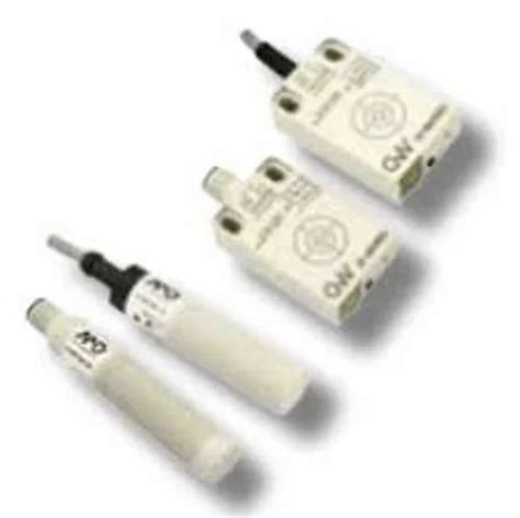 Cylindrical Capacitive Sensors 25 Mm At Best Price In Chennai Id 2852180745730