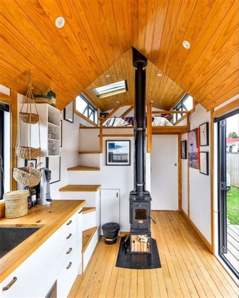 21 Tiny Houses With Fireplaces That Really Work Godownsize