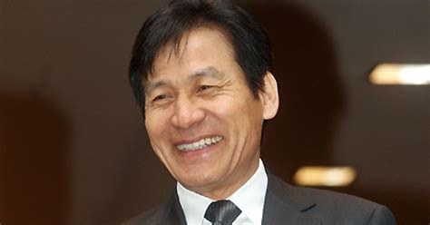 포토 안성기의 편안한 미소