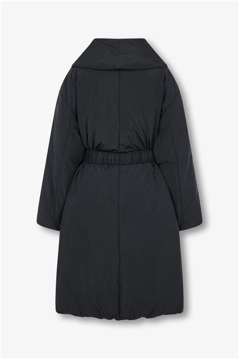 Ilail일라일 숄 카라 벨티드 롱 다운 코트 Sivillage 에스아이빌리지 Ilail일라일 숄 카라 벨티드 롱 다운 코트 Sivillage 에스아이빌리지