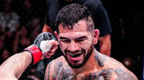 Qui Est Anthony « Fluffy Hernandez Le Nouveau Bourbier De Lufc