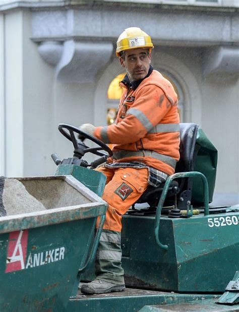 Pin Van Michaël Oget Op Workers In 2024 Gespierde Mannen Mannen