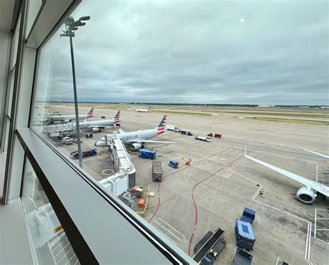 Emirates First Class Dfw To Dubai Sfo777