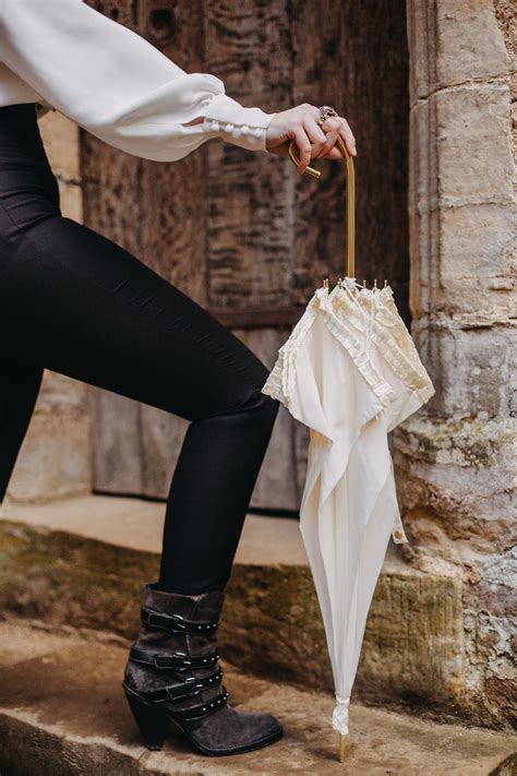 A Same Sex Labyrinth Inspired Wedding Shoot That Moves The Stars For No