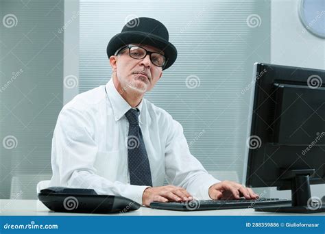 Types Of Assessment Action Of Assessing Someone Or Something Mind Map