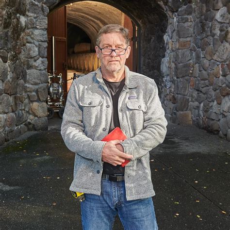 Christopher D Bingham