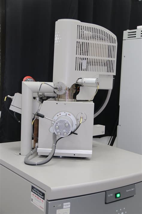 Csrs Visite De Nestlé Suisse Et Remise Officielle Dun Microscope