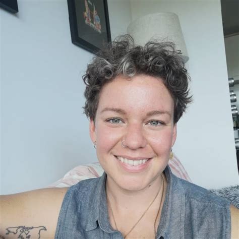 Sarah Ganly Ganlysarah • Threads Say More