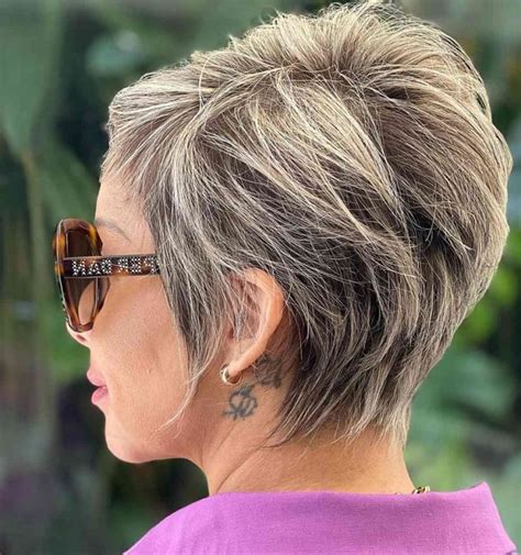 21 Modern Pixie Haircuts For Women Over 60