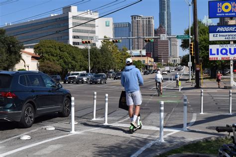 Design Strategies For Signalized Intersections Nacto
