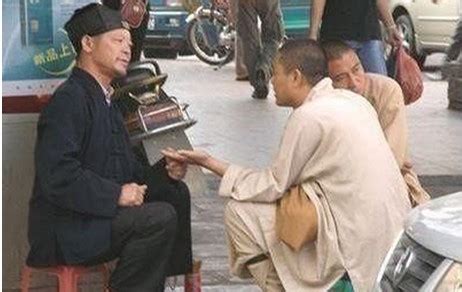 澎湃联播 人与人之间最基本的信任哪去了？澎湃联播澎湃新闻 The Paper