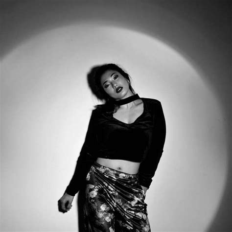 Deretan Potret Adu Gaya Nabila Putri Saat Dan Setelah Hamil Perut