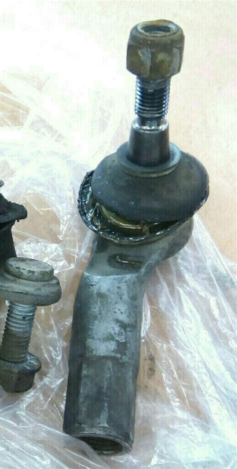 タイロッドエンドassyy 交換（フォルクスワーゲン ゴルフ ヴァリアント・ゴルフ5）by Star Sun みんカラ